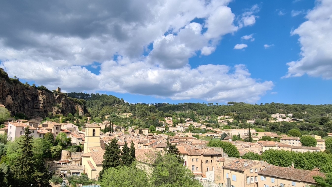 Cotignac, one of the most beautiful villages in Provence | Lou Calen