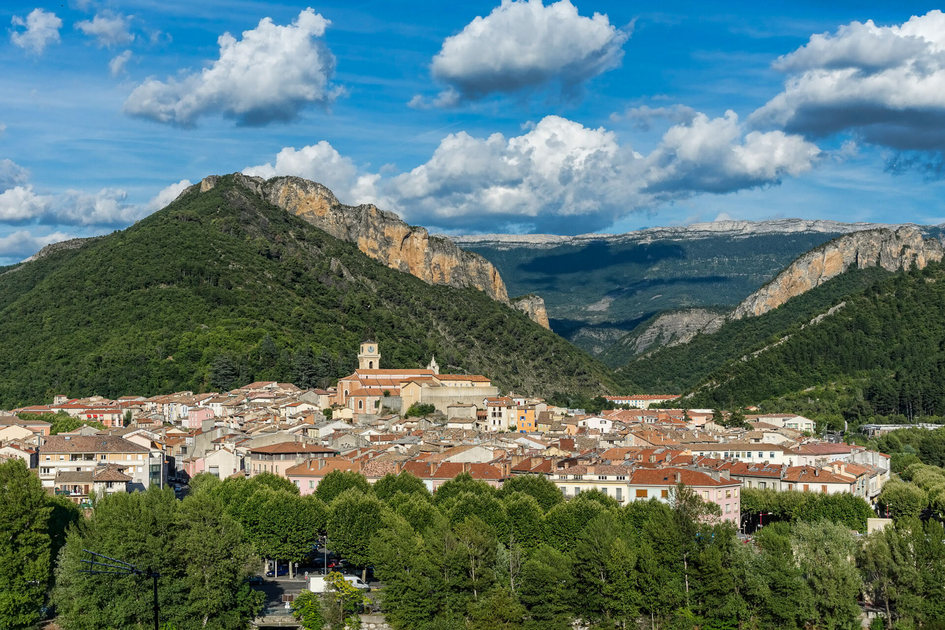 5 villages incontournables sur Les Routes de la Lavande